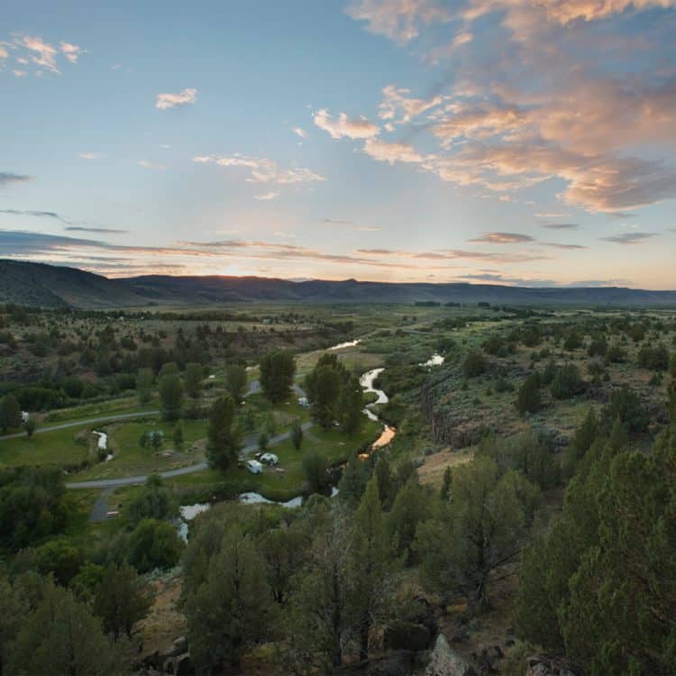 17 Best Lake Camping Destinations in Oregon - Territory Supply