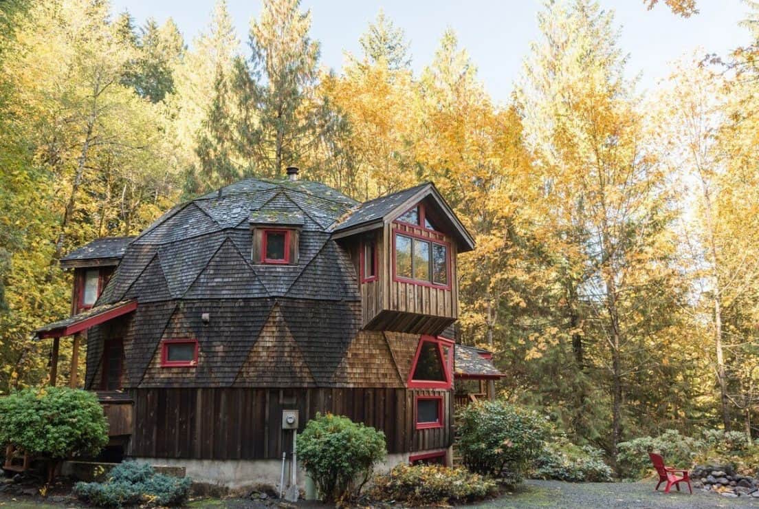 8 Gorgeous Treehouse Rentals in Oregon - Territory Supply