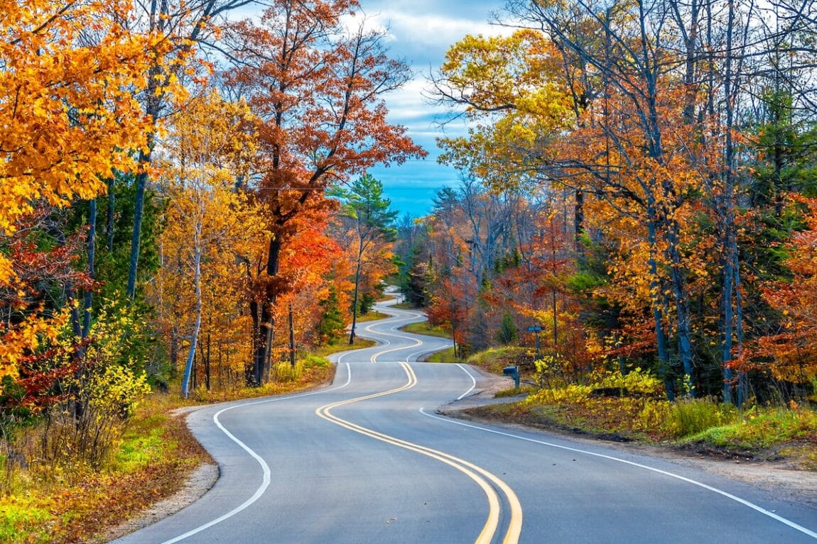 10 Beautiful Scenic Drives in Wisconsin to Take This Year - Territory ...
