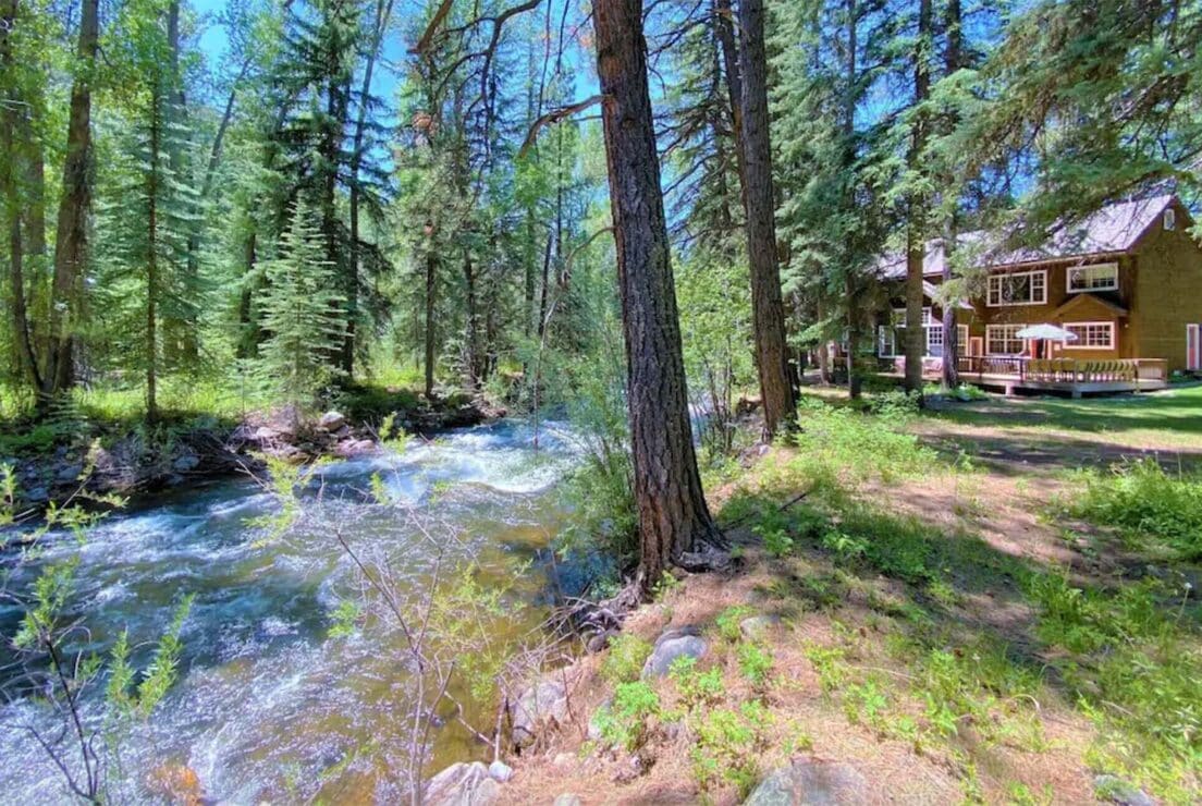 18 Beautifully Remote Cabin Rentals in the U.S. - Territory Supply