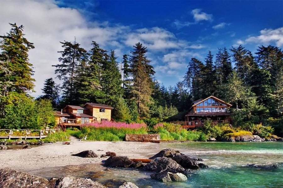 11 Best Resorts in Alaska for Unbeatable Outdoor Adventures