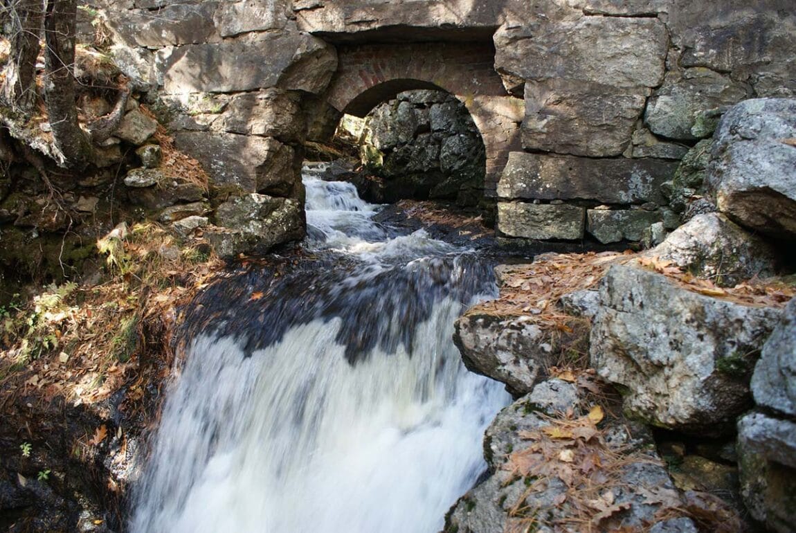 9 Must-See Waterfalls in Maine You Can Hike To - Territory Supply