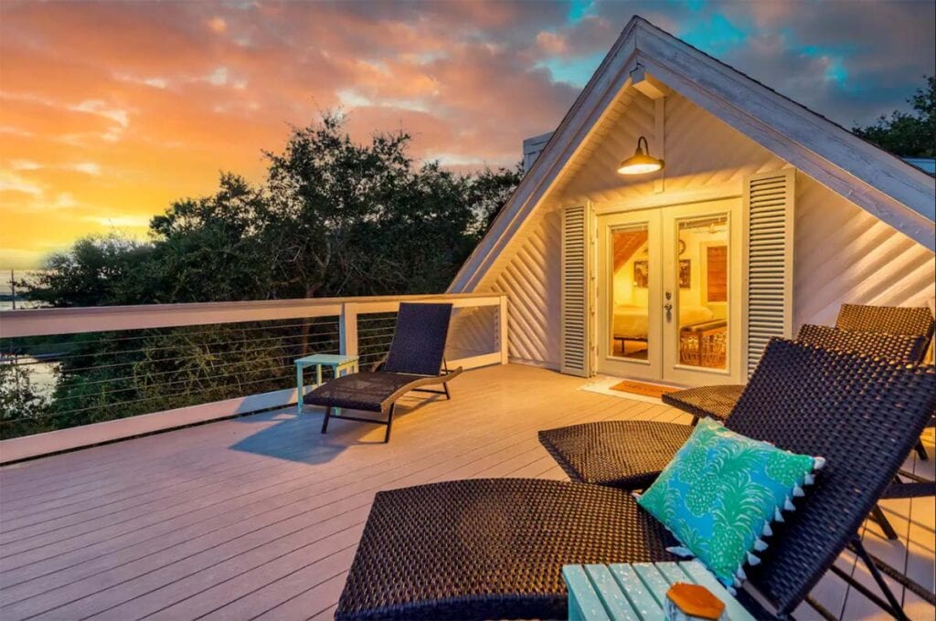 10 Best Cabin Rentals in Florida for a Relaxing Vacay - Territory Supply