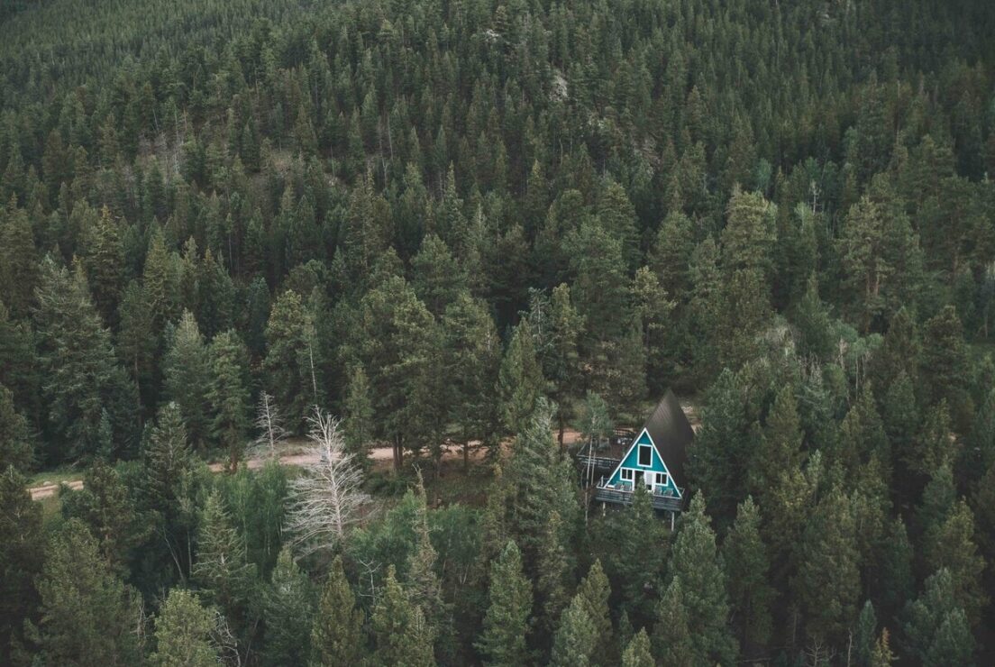 18 Beautifully Remote Cabin Rentals in the U.S. - Territory Supply