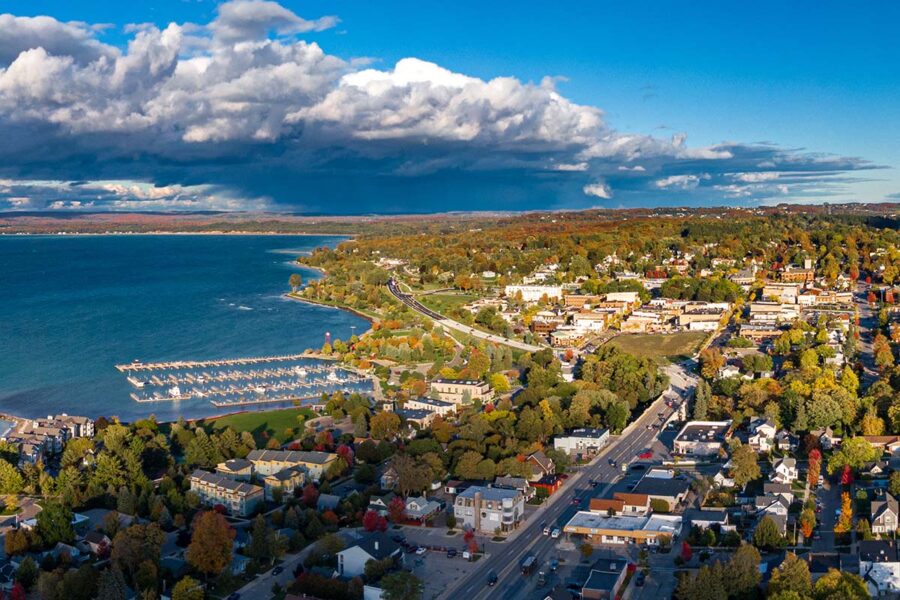 8 Best Scenic Drives in Michigan for Dashboard Eye Candy - Territory Supply