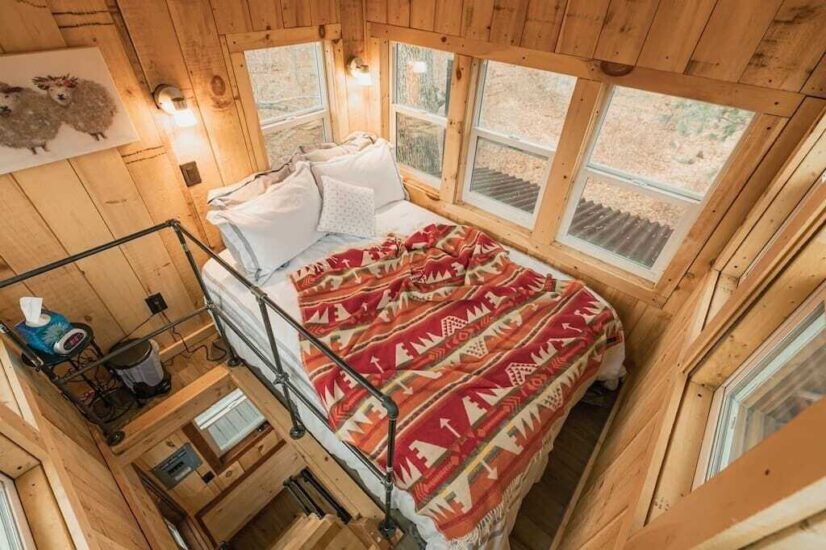 8 Tranquil Cabin Rentals in Connecticut - Territory Supply