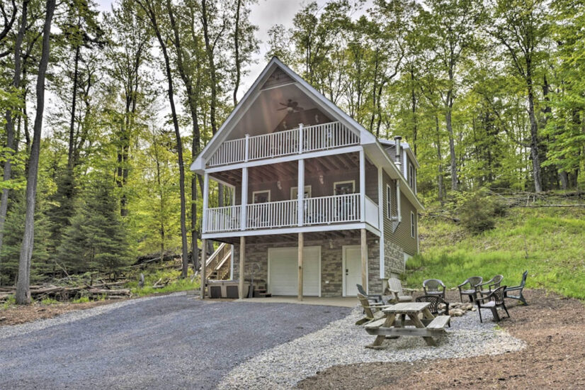 9 Incredible Places to Stay in Old Forge, New York