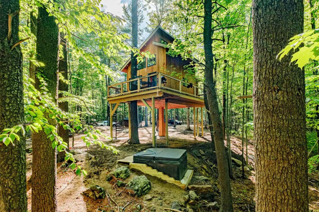 Create a Whimsical Experience in These Maine Treehouse Rentals ...