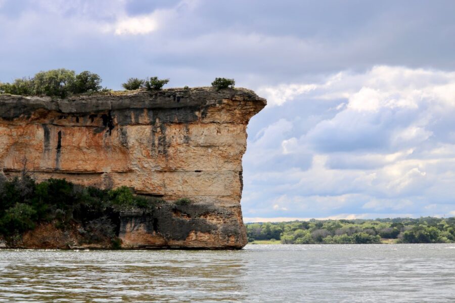 12 Best Texas Lakes for Swimming, Sun & Shoreline Lounging - Territory ...