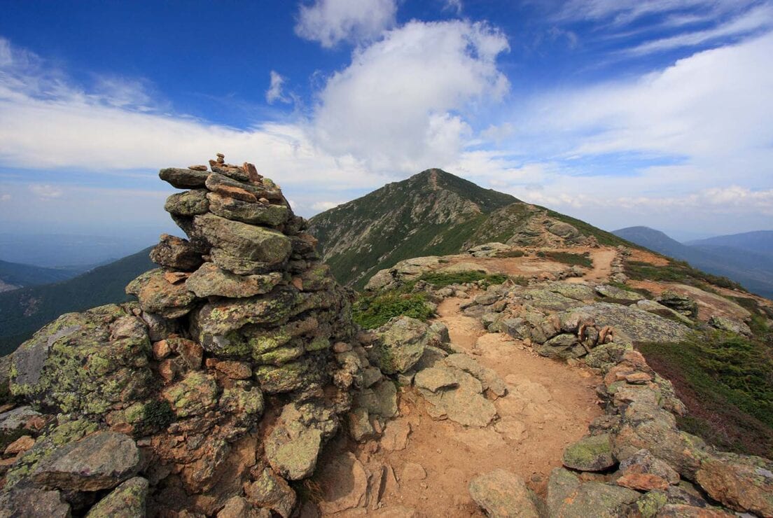 A Hike up New Hampshire’s Mount Willard - Territory Supply