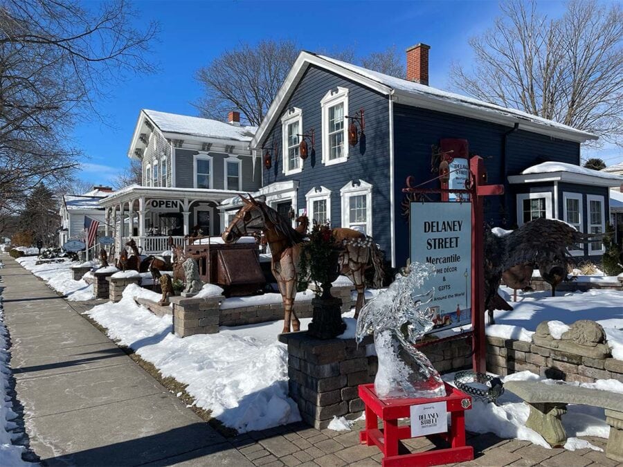 The 9 Best Things To Do In Lake Geneva In Winter - Territory Supply