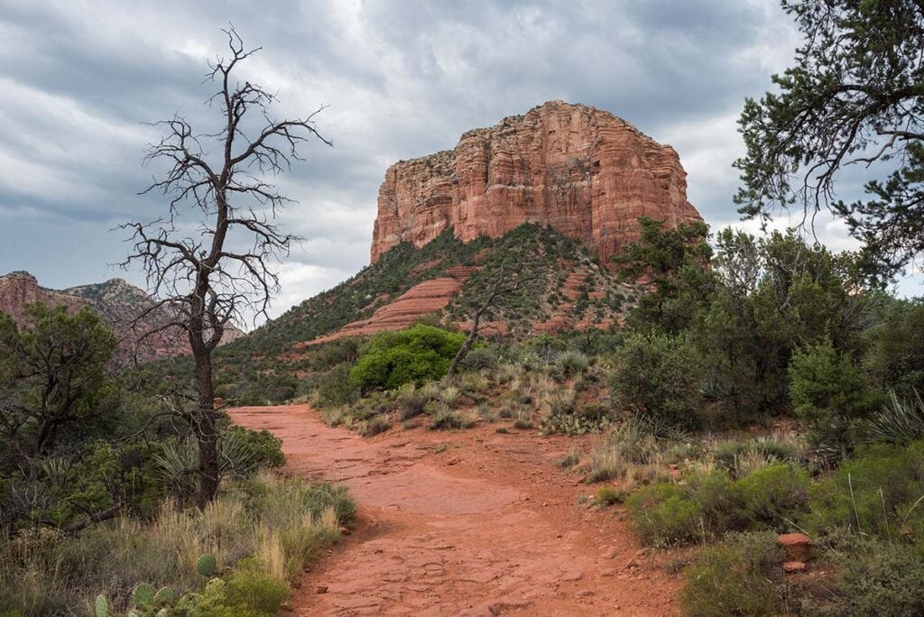 9 Easy Hikes in Sedona That'll Take Your Breath Away