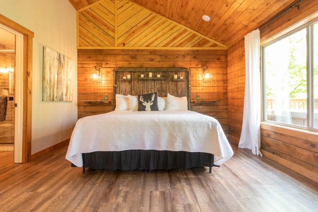 Sleeping In The Trees: The Best Treehouse Rentals in Hot Springs ...